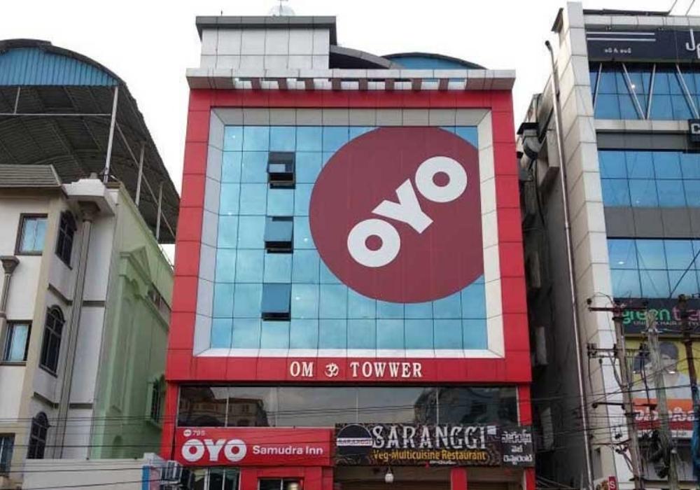 Oyo Reports First EBITDA Positive Quarter, Reduces FY22 Losses